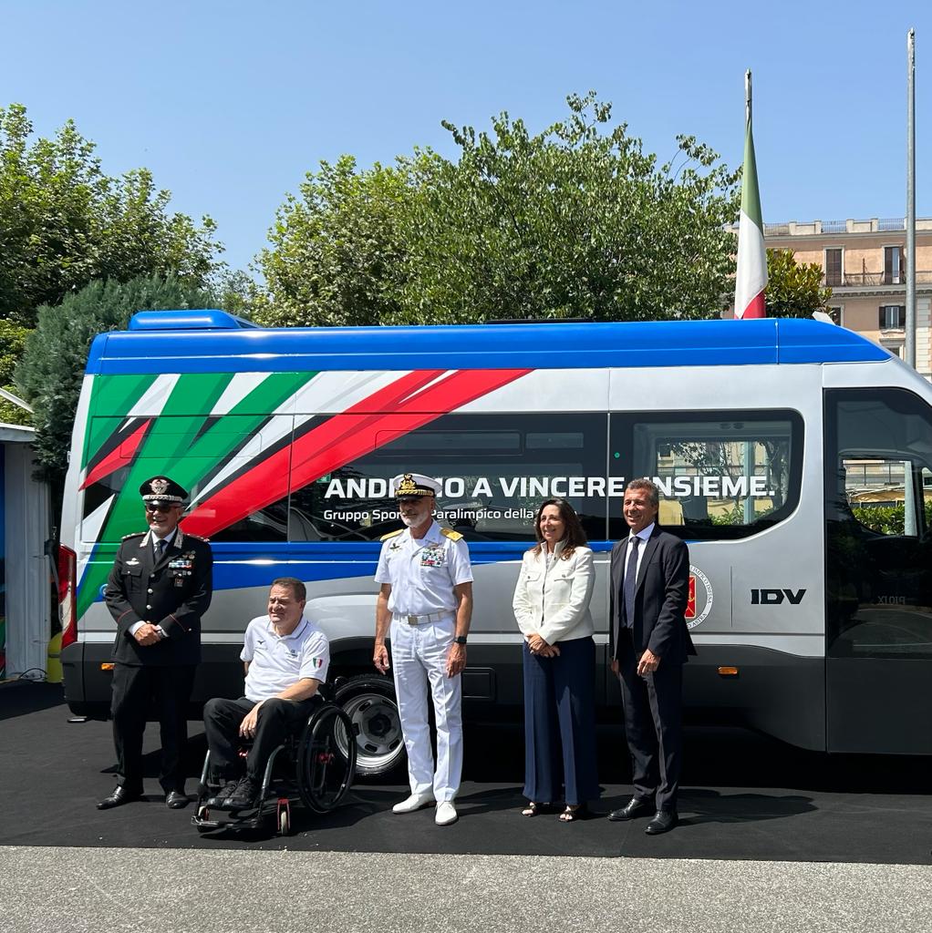 IDV sostiene il Gruppo Sportivo Paralimpico della Difesa e consegna ...