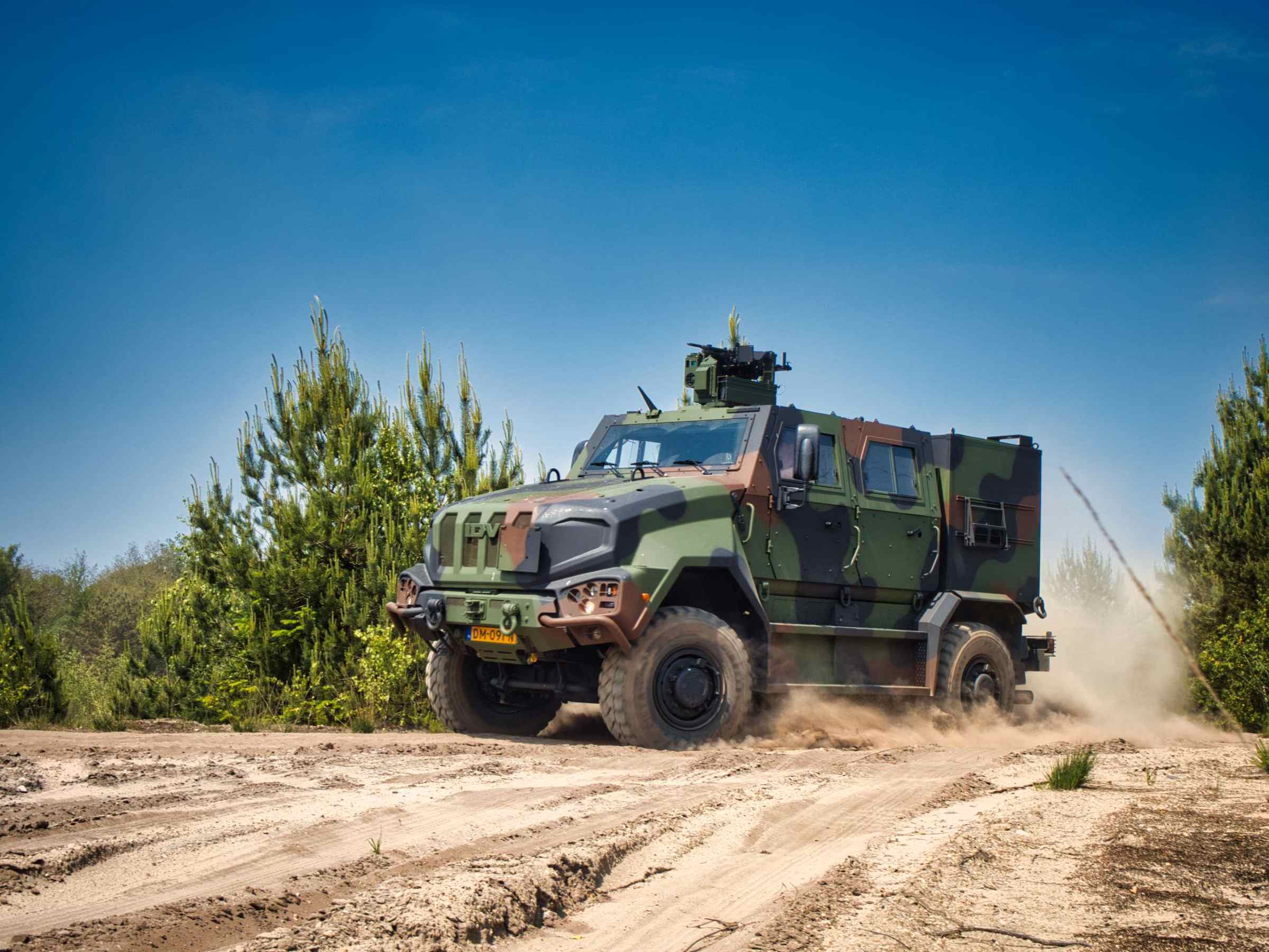 IDV delivers the first MTV “12kN” vehicle to the Dutch Armed Forces ...